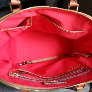 Dooney & Bourke | Bags | Db Purse | Poshmark